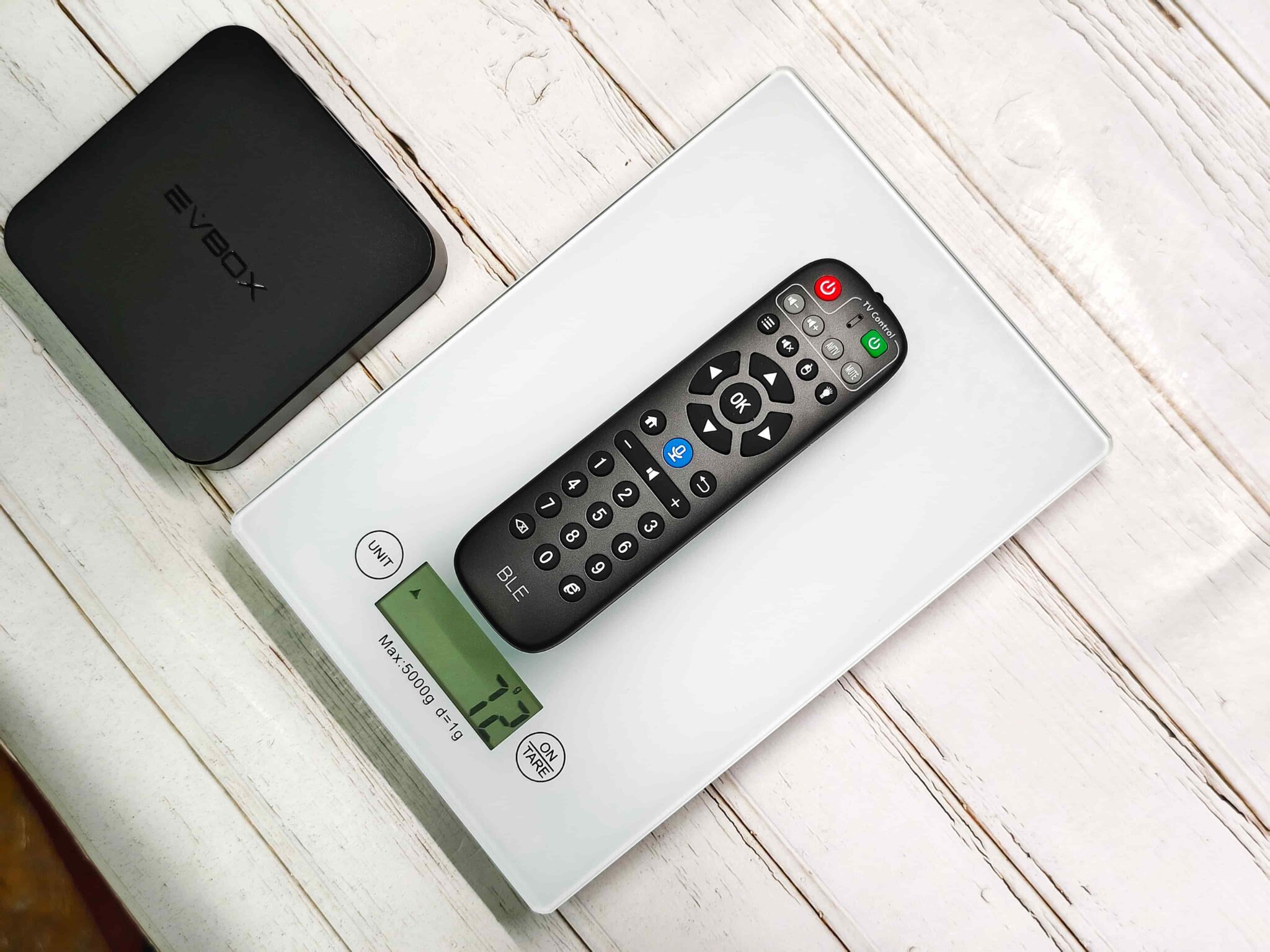 2023 旗艦級電視盒推薦 EVBOX 10 Max 開箱實測 – 易播盒子 導入 ChatGPT，規格再進化 - 科技生活 - teXch