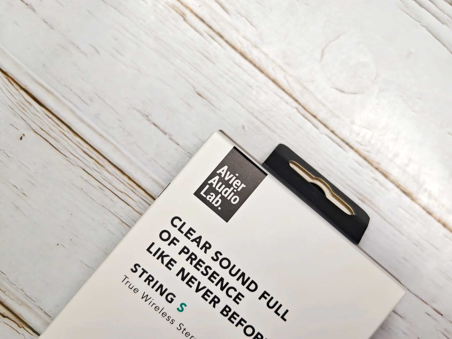 Avier AAL String S 半入耳式藍牙耳機開箱 - 純粹音樂、極致享受的小巧耳機 - 科技生活 - teXch